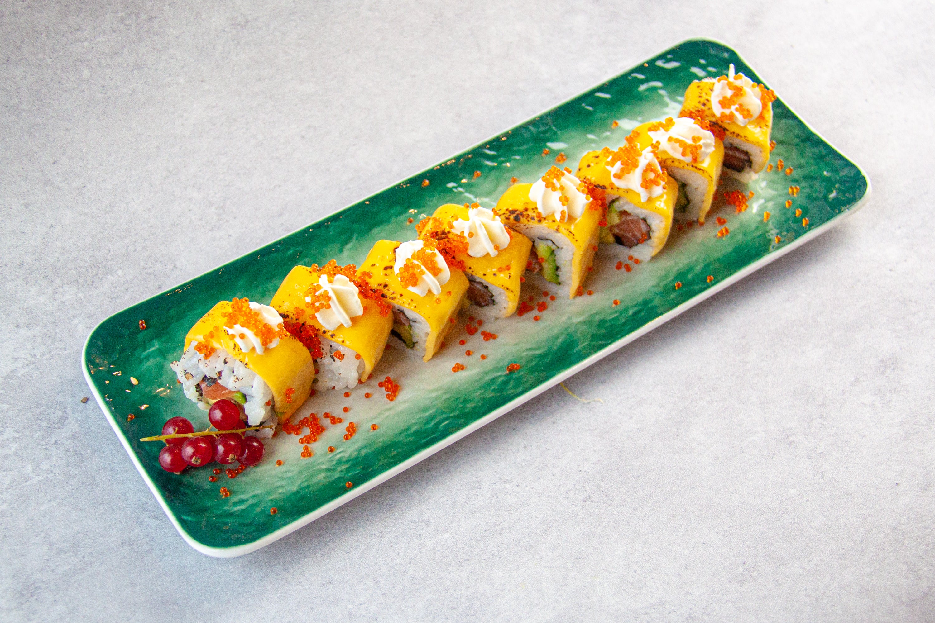 TIGER ROLL (8PCS) – Restaurant UGO